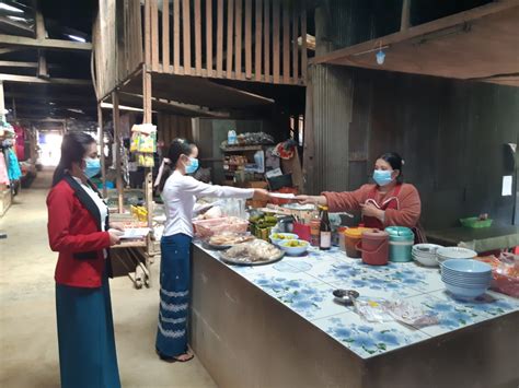 ဟိုမိန်းမြို့၌ နှစ်တစ်ရာပြည့် အမျိုးသားအောင်ပွဲနေ့အထိမ်းအမှတ် လက်ကမ်းစာစောင်များ ဖြန့်ဝေ