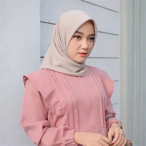 Pijat Panggilan Terbaik Di Solo Jam Girls Menyenangkan Anda