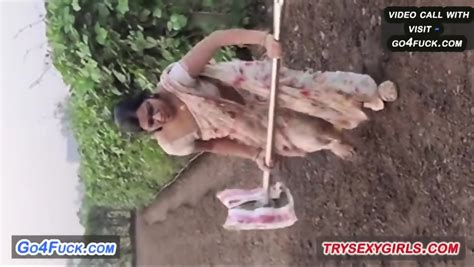 Sexy Saree Wali Bhabhi Ko Dekho Ko Ko