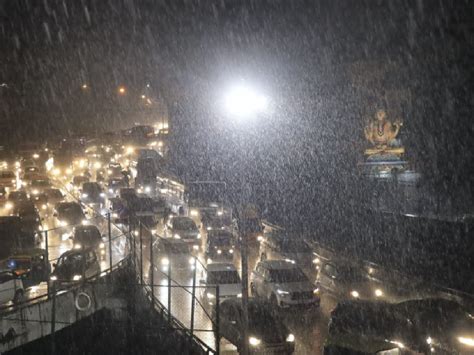 Karnataka Imd Forecasts Heavy Rains For Next 5 Days Yellow Alert In 4