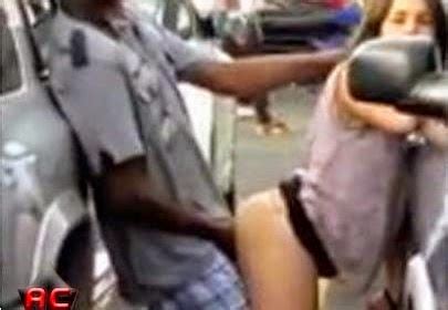 Sorprenden Pareja Teniendo Sexo En Plena V A Publica Y Mira Lo Que Hizo La Polic A Noticias