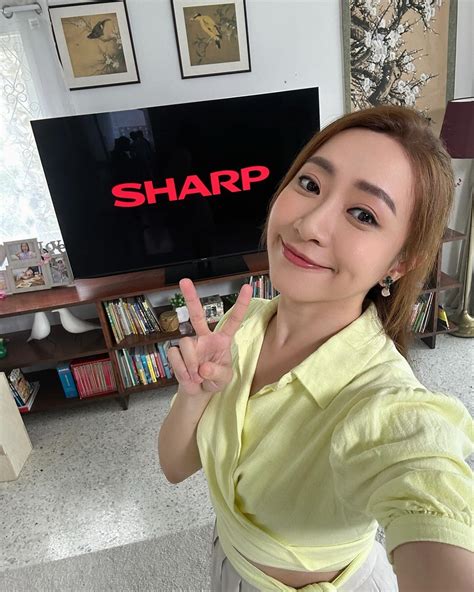 四姐弟妹拍摄天🎥🌚 明星真人秀😎 偶还真的没拍过贺岁剧主题曲mv捏🫣 呵😌 Queenzy Cheng 莊群施