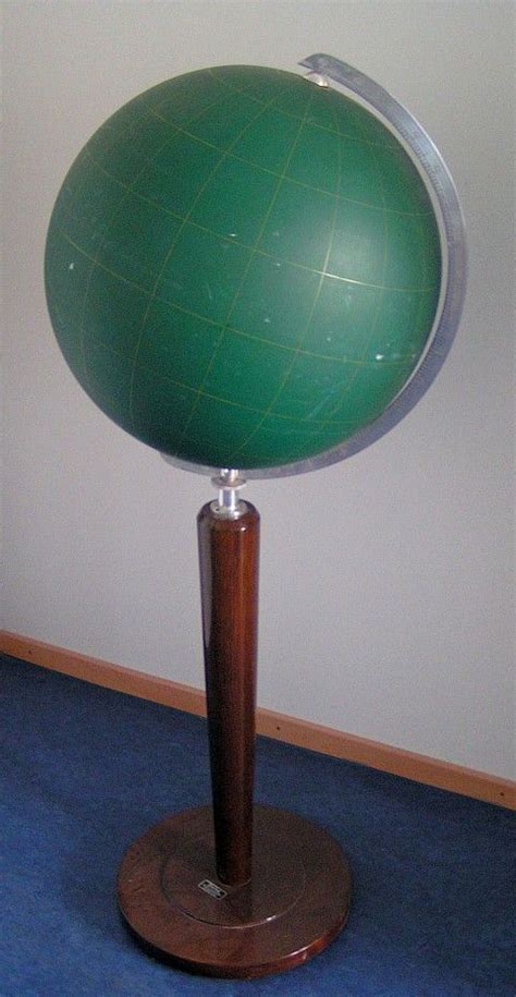 Induction Globe With Sundials And Map