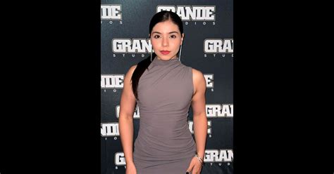 Brisa Meza Talento Juarense Abriéndose Paso Al éxito En El Doblaje Y