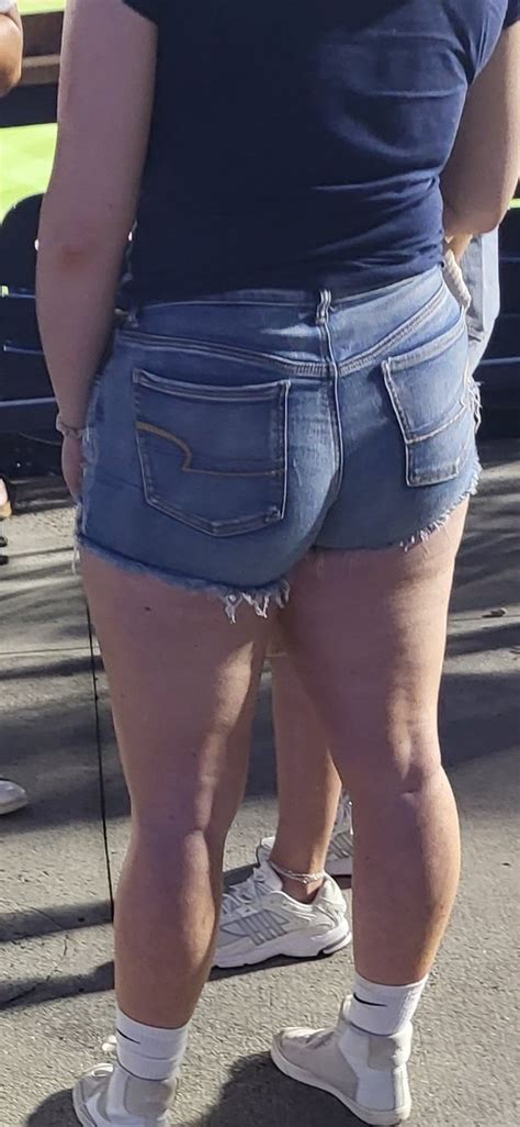 Shweet Booty Pleasingpounder69