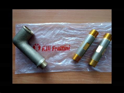 Месингови ВиК части коляно тръба Резервни части консумативи за машини София Качеств