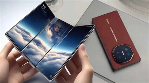 Huawei Mate Xt Il Primo Smartphone Tri Fold Al Mondo E Costa
