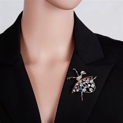 Сладки танцуващи момичета Балетни спортни брошки за жени Художествена гимнастика Перлен емайл