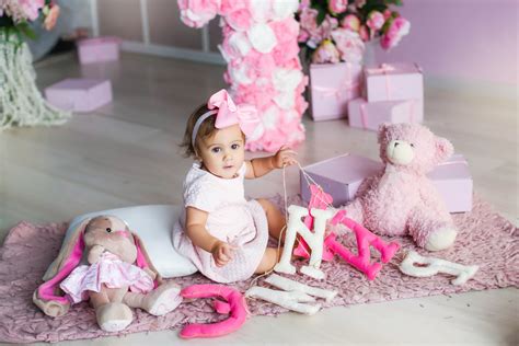 Що подарувати дитині на 1 рік ідеї подарунків малюкові на перший день народження