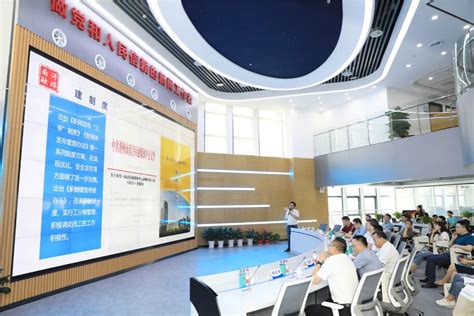 浙江日报报业集团领导来浔调研 澎湃号政务 澎湃新闻 The Paper