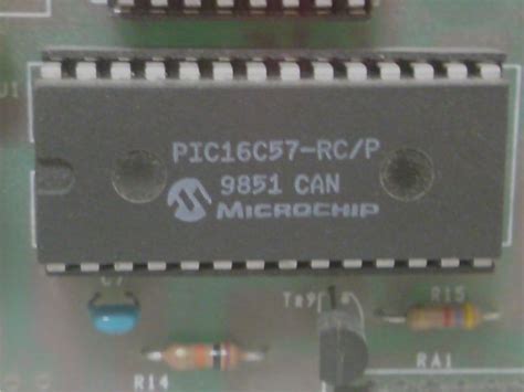 Duplicate Mcu Pic16c57 Memory Program Ic Crack Service Mcu Crack Service Microcontroller