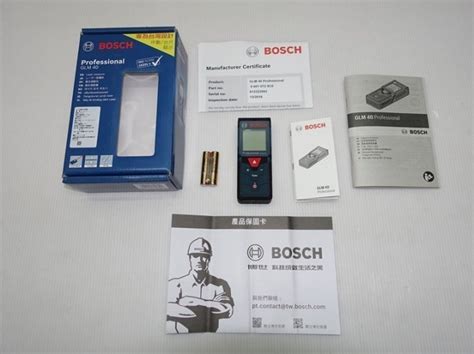 含稅【新宇電動五金行】送原廠保護套 德國 Bosch 博世 Glm40 40米雷射測距儀 可轉換台尺坪數！特價 Yahoo奇摩拍賣