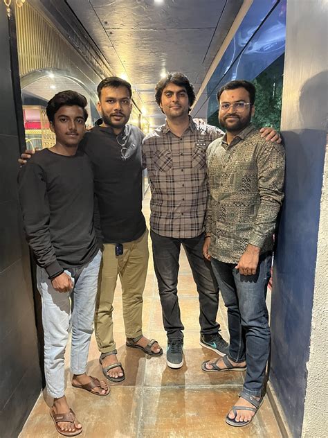 Akash Limbani 🇮🇳 Limbaniakash Twitter