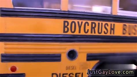 Amateur Guys Have Gay Sex He Admits That He Can Deep Throat His Own Man Meat And We Cant Eporner
