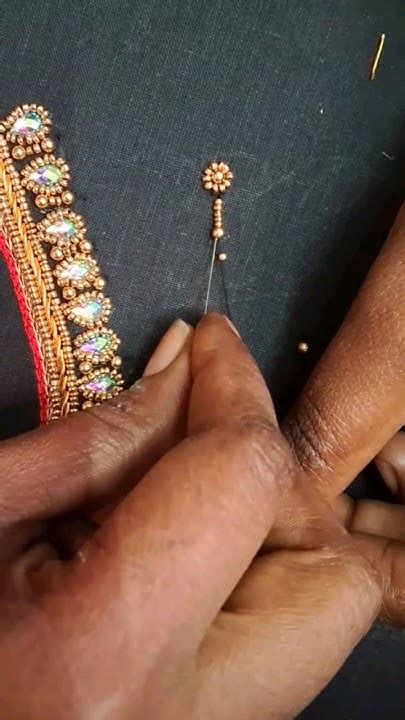 ආරි වැඩ බ්ලවුස් මෝස්තර බ්ලවුස් මෝස්තර Aari Work Blouse Designs Blouse Model New Design