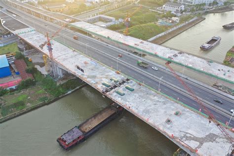 二公司苏州南湖路高架跨京杭大运河桥主桥合龙 综合通讯 中交一公局集团有限公司 国家大型公路工程施工总承包特级企业