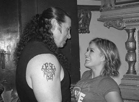 What It S Really Like To Meet Avril Lavigne Pics