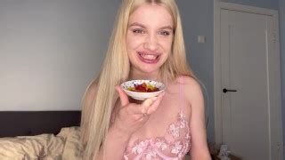 Giantess Gummy Vore Free Mobile Porn XXX Sex Videos And Porno Movies Page 1 IPornTV Net