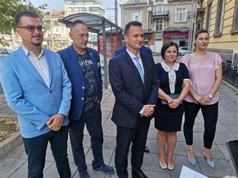 Тактически ход на „Движение Гергьовден“ Любен Дилов ще „пази гърба“ на Жечо Станков Front Bg