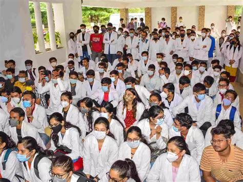 A Shot Of Nationalism Nmc Prescribes Charaka Shapath For Doctors