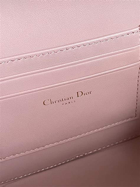 DIOR包包哪款最好看DIOR CARO手提相机包 DIOR中国官网新款图片 七七奢侈品