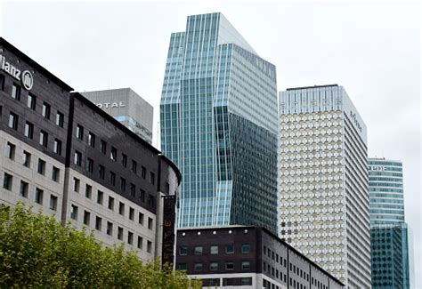 라 디펜스 파리지앵 비즈니스 지구의 현대적인 건축물 파리 프랑스 0명에 대한 스톡 사진 및 기타 이미지 0명 강철 거리 Istock