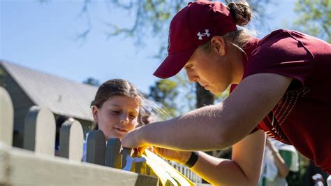 Scotlands Hannah Darling Leads First Round At Augusta National Womens