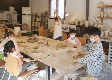 传承至上，手艺为荣，制瓷是许多人一生的职业︱日本国の陶艺生态 非遗百科