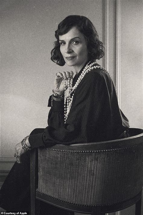 Juliette Binoche Weighs In On Coco Chanel S Nazi Connections Ahead Of Playing The Designer In