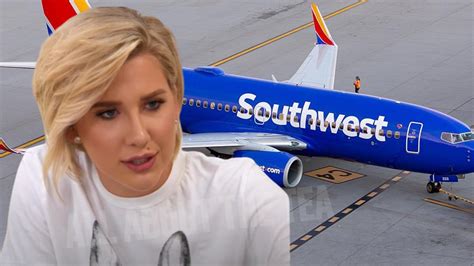 Savannah Chrisley A Donné Le Coup Denvoi Dun Vol De Southwest Airlines Après Un Ruckus