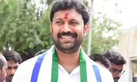 रेड्डी हत्या मामला वाईएसआर सांसद की अग्रिम जमानत को चुनौती देने वाली