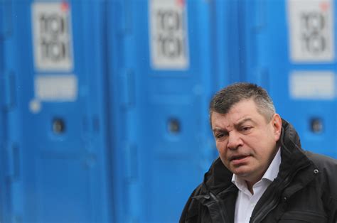 Uhapšen Rukovodilac U Eps U Ivica Zdravković Sumnjiči Se Za Krađu