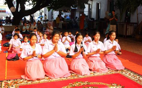 กิจกรรมการเรียนการสอนประจำวันอาทิตย์ นักเรียนพุทธศาสนาวันอาทิตย์ มจร วัดมหาธาตุ กรุงเทพฯ