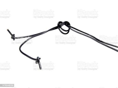 흰색 배경에 격리된 Usb 및 어댑터의 검은색 와이어 케이블 전자 커넥터선택 초점 클리핑 패스 0명에 대한 스톡 사진 및 기타 이미지 Istock