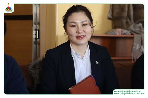 Чингэлтэй дүүргийн Иргэдийн Төлөөлөгчдийн Хурал ШАШНЫ ЧИГЛЭЛЭЭР ҮЙЛ АЖИЛЛАГАА ЯВУУЛЖ БУЙ