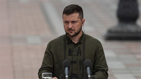 Зеленски Русия тероризира и убива цивилни Новини бг