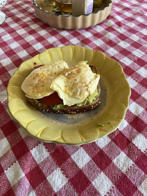 Mom Made Eggs N Toast Reggs