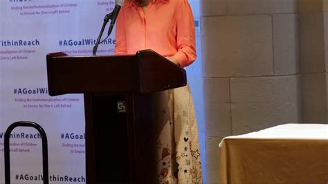 Захариева в Ню Йорк България намали с 90 на сто децата в институции Новини бг