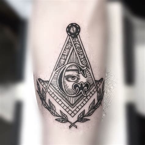 Freemason Symbol By Cindi Bonet At North Coast Tattoo Company In Maine Symbol Tattoos Body