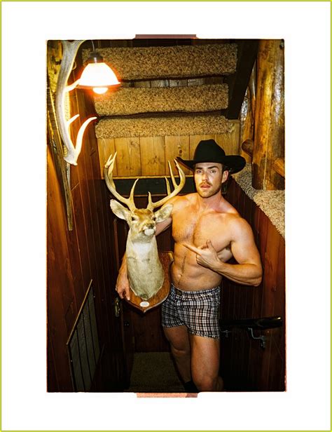 Glamorous Zane Phillips Strips Shirtless Down To His Underwear Shows