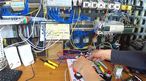 단상모터정역제어 이해해 보기10 Youtube