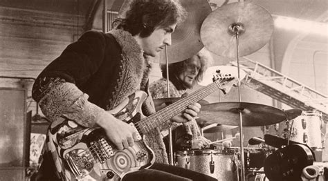 12 Incredible Bass VI Performances