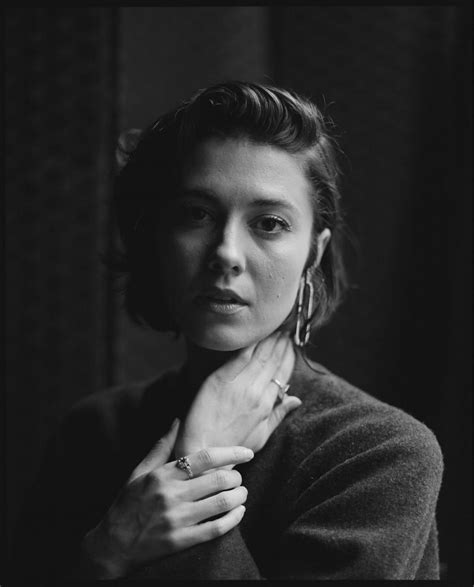 Mary Elizabeth Winstead New York Times Photoshoot For Dying City 2019
