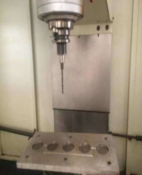 The Computer Numerically Controlled Cnc Machine Used In The Mold Download Scientific Diagram