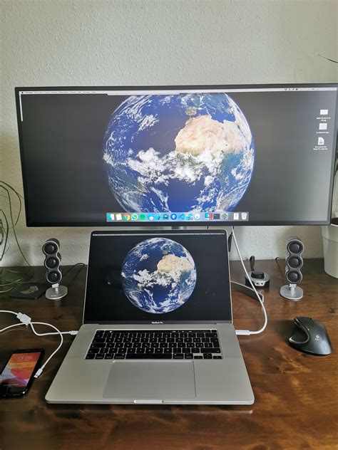 Display Use Only External Monitor On Macbook Pro Ask Different