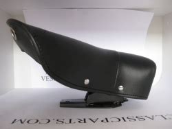 Zweefzadel Zwart Achterzijde Origineel Pascoli Vespa Classic Parts