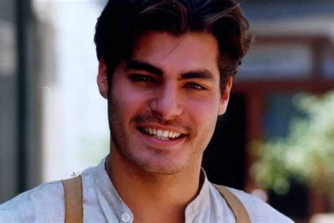 thiago lacerda relembre a carreira do galã malvado de ‘amor perfeito fofocas e famosos