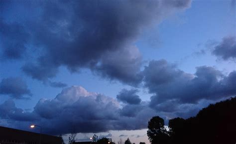 I M Not Sure What It Is About These Clouds But I Couldn T Stop Watching R SkyPorn