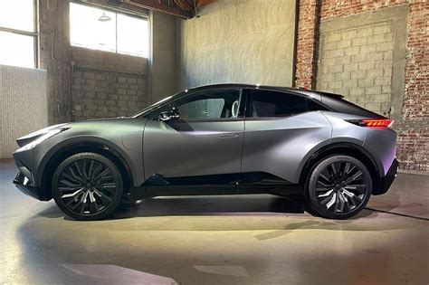 Toyota Bz Compact Suv Concept พรีวิวรถยนต์ Ev ในอนาคต รถใหม่ 2025 2026 รีวิวรถ ราคารถใหม่