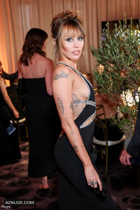 Miley Cyrus Sexy Stuns In A Gorgeous Dress At The 82nd Golden Globe